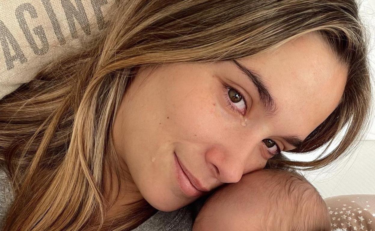 Pombo Bebe Sanza pombo ou simplesmente pombo uma cidade e munic pio da prov ncia do u ge em angola